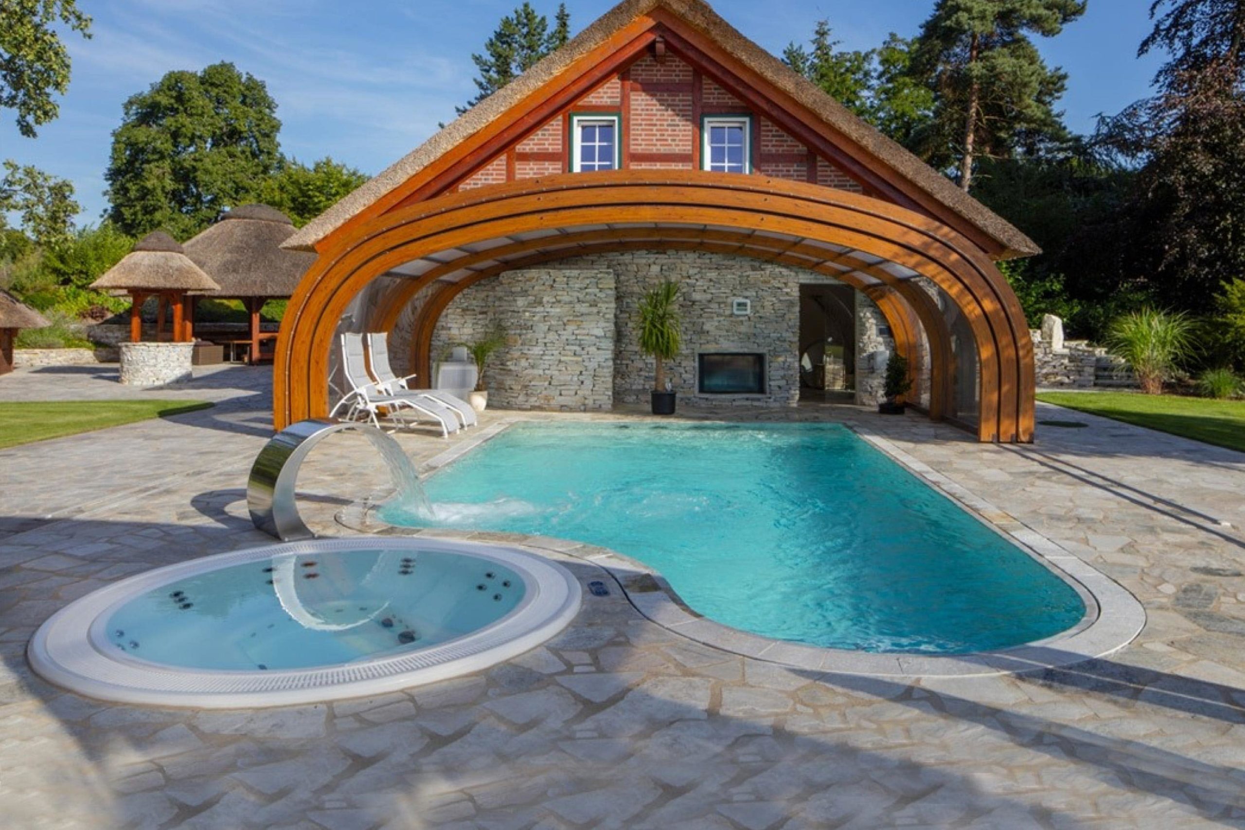 Piscines design: élégance et praticité